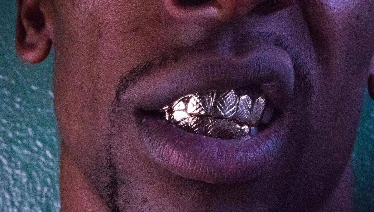 Šta znači sanjati zlatne zube? 🦷 - Veliki Sanovnik